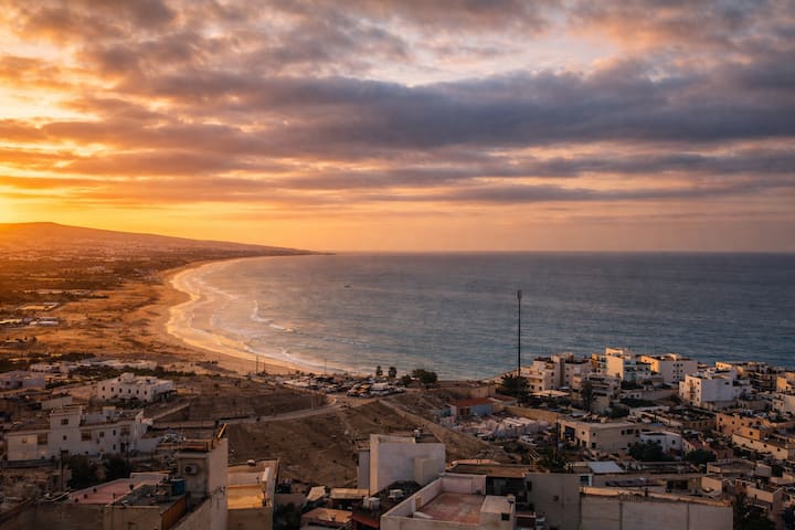 Spacious Apartment For 8 • Surf Experience - Taghazout
