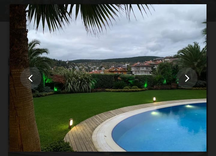 Lux Villa
Parti Ve Organizasyon Için Uygun Değil - Riva