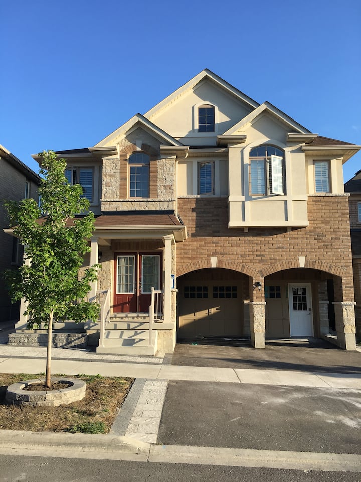 Prestige Accommodation - Ajax