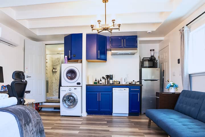 Modern Private Suite | Ac, Kitchen & Laundry - San Jose, CA