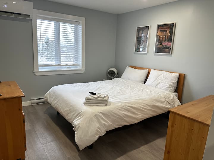 Queens Villa Bed And Breakfast Alexandra Villa - Moncton