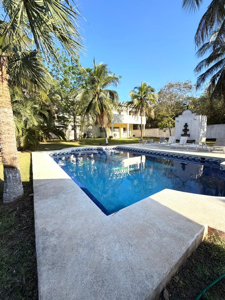 Hacienda Hermosa Con Alberca Y Cenote Grande - Cancún