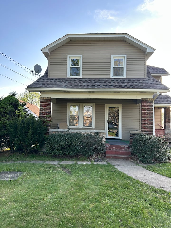 Vintage Charm, Modern Living - Butler, PA