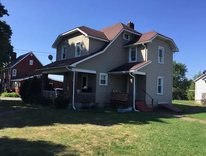 Vintage Charm, Modern Living - Butler, PA