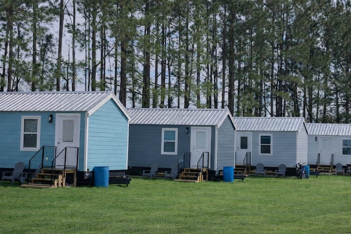 Tiny Home At Racetrack During Non-event Nights. - Reed Bingham State Park, Adel