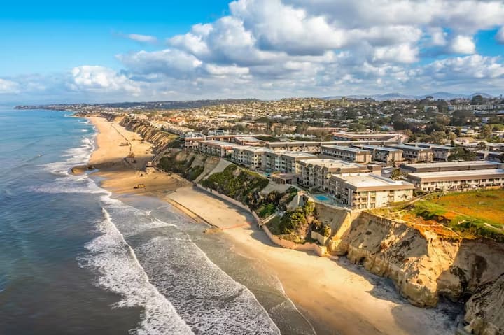 Del Mar Beach Club Townhouse - Del Mar, CA