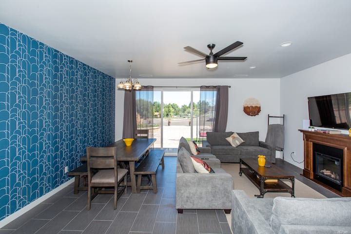 Cottonwood Retreat | 3 Units | Unit A - Jerome, AZ