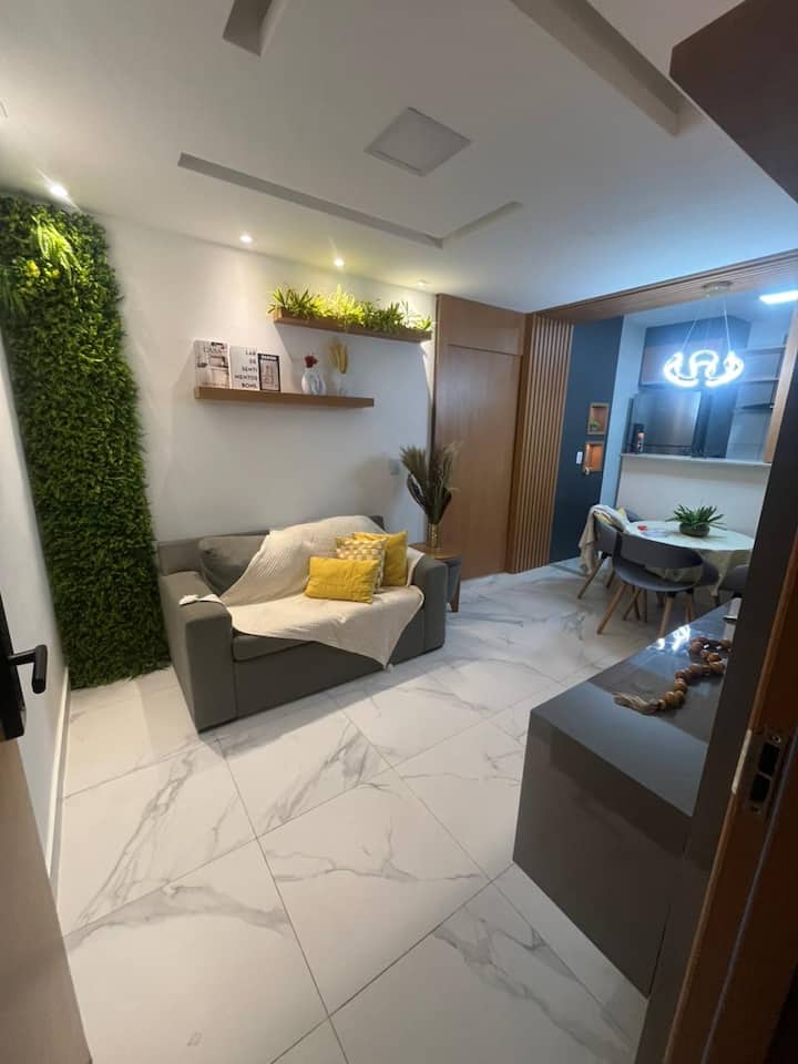 Apartamento 2/4 Mobiliado Em Abrantes/camaçari. - Lauro de Freitas
