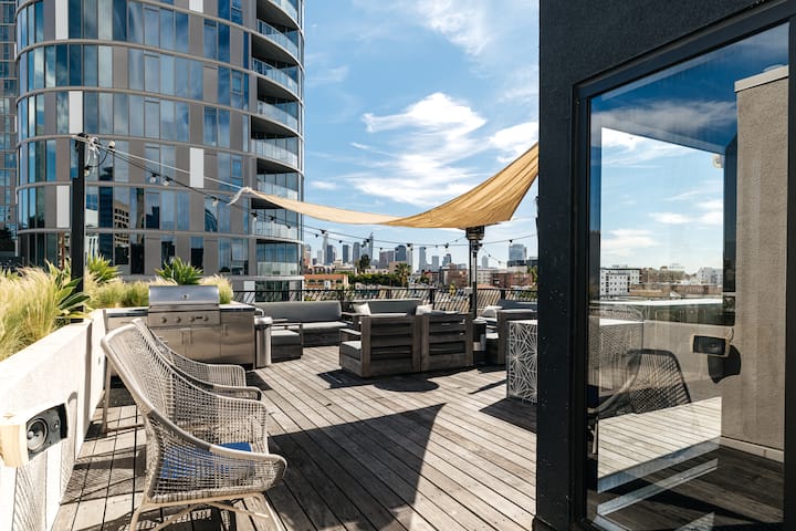Lux Hotel Style 2br K-town With Parking And Gym - Los Angeles, CA