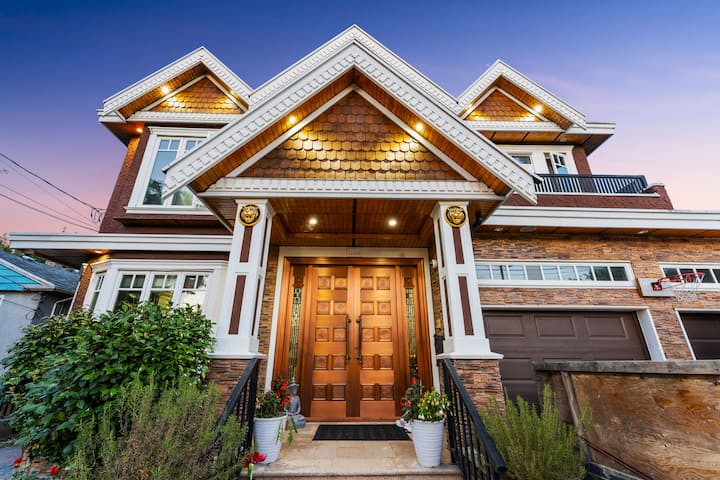 Nanaimo St. Guest House 4 Private Suites & Kitchen - バンクーバー