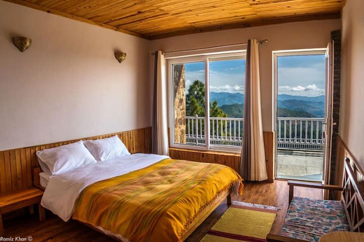 Himalaya View Homestay W/ Home Meals, Uttarakhand - Almora
