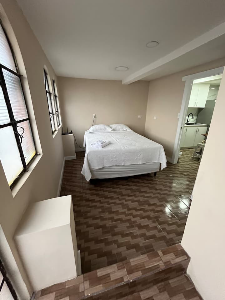 Estás En Un Lugar Seguro Y Cómodo. - Zaragoza