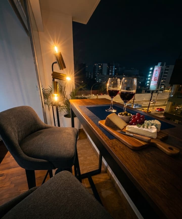 Big Family | 4 Hab | 12 Pax | Kennedy | Premium - Pérou