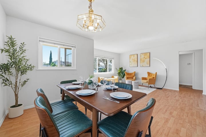 Spacious 4br Home Parking For 3 Fully Fenced Yard - Livermore, CA