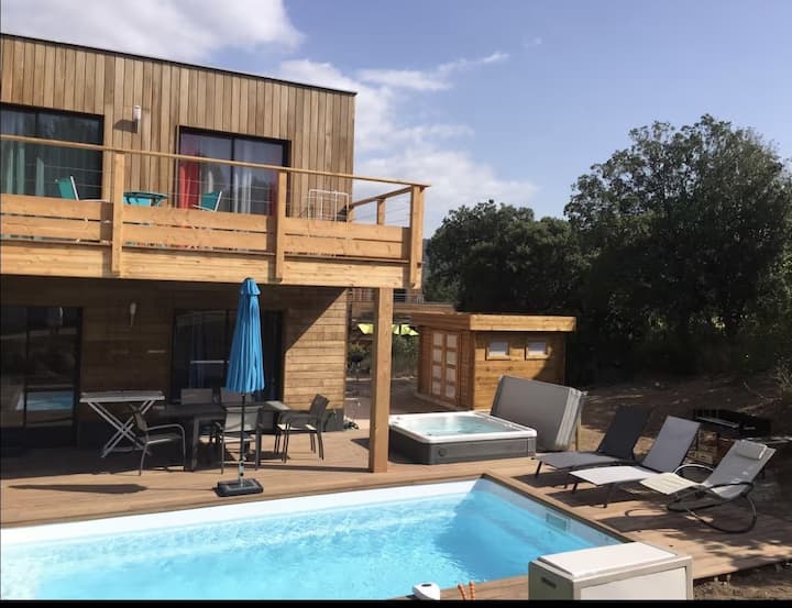 Villa Climatisée Avec Jacuzzi Et Piscine Chauffée - Zonza