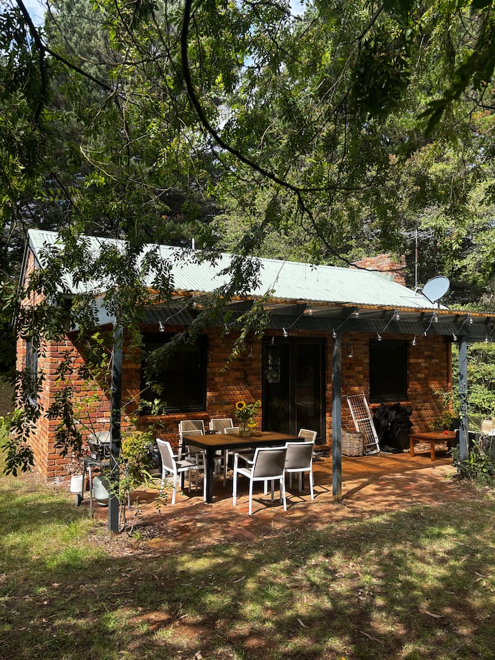 Woodland Escape - Flinders