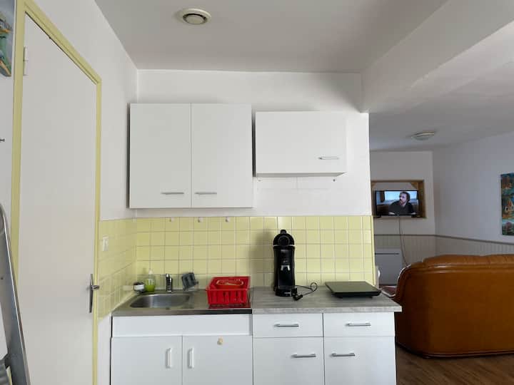 Le Cocon Petite Maison Où Il Fait Bon S’y Reposer - Decize