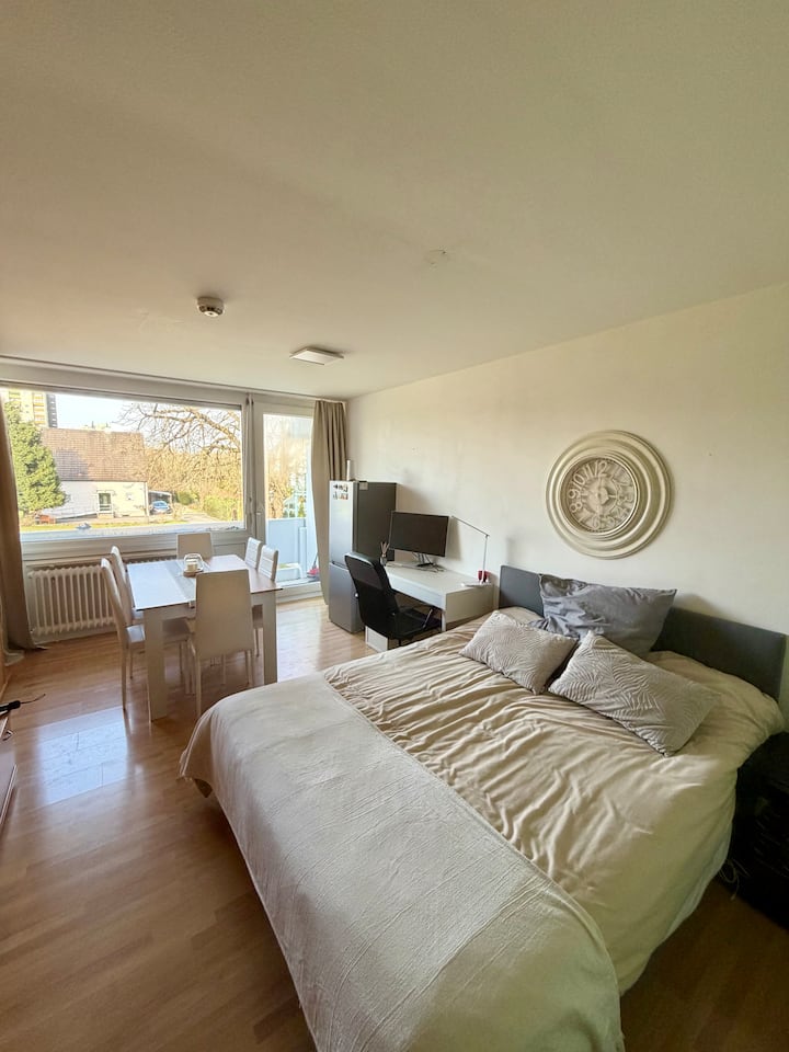 Full Modern Apartment Near Lerchenauer See & Shops - Dachau