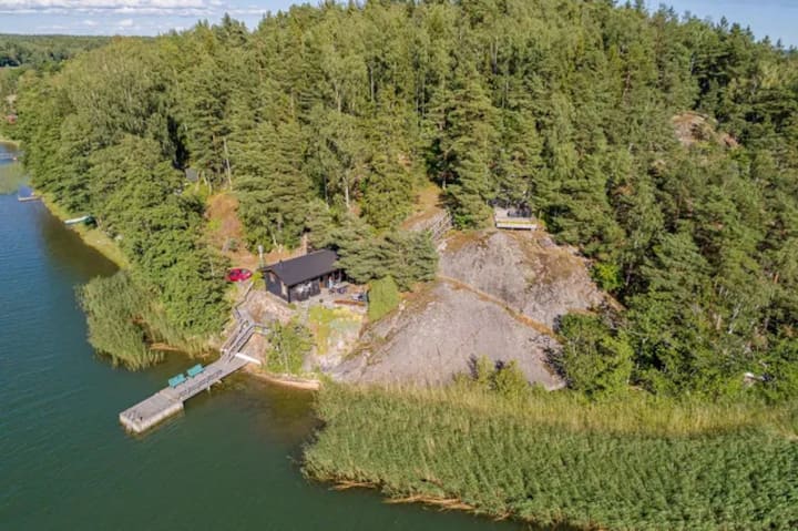 Merenrantamökki Turun Saaristossa - Naantali