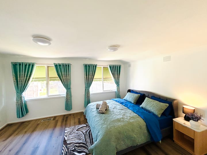 La Rose - Premium - Renovated Home - Dandenong Ranges