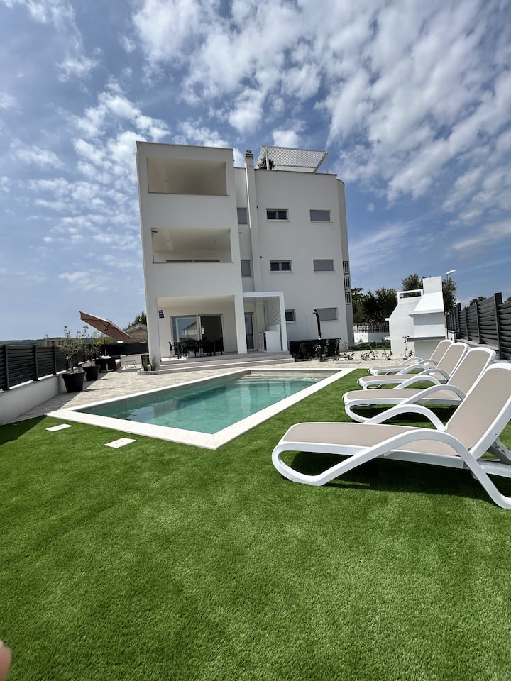 Villa Vasilj Vodice Appartment With Privat Pool - Vodice