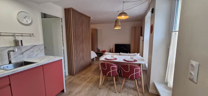 Studio Cosy, Au Calme, Centre Historique De Senlis - Senlis