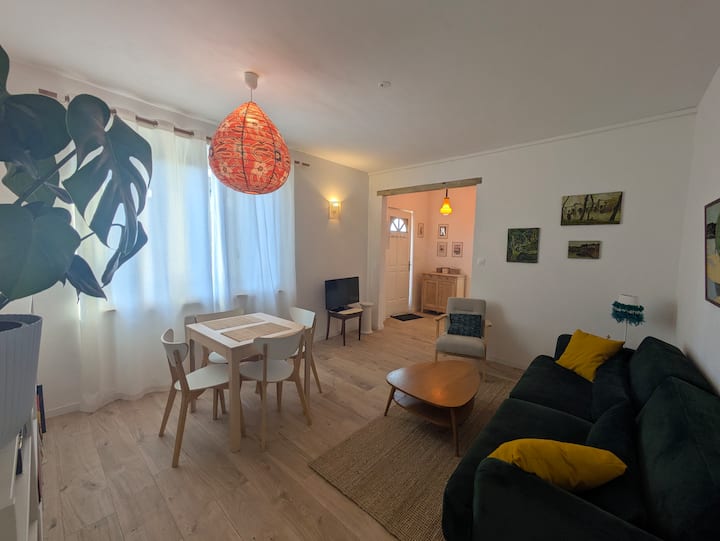 Nid Douillet Au Coeur Du Luberon - Gordes