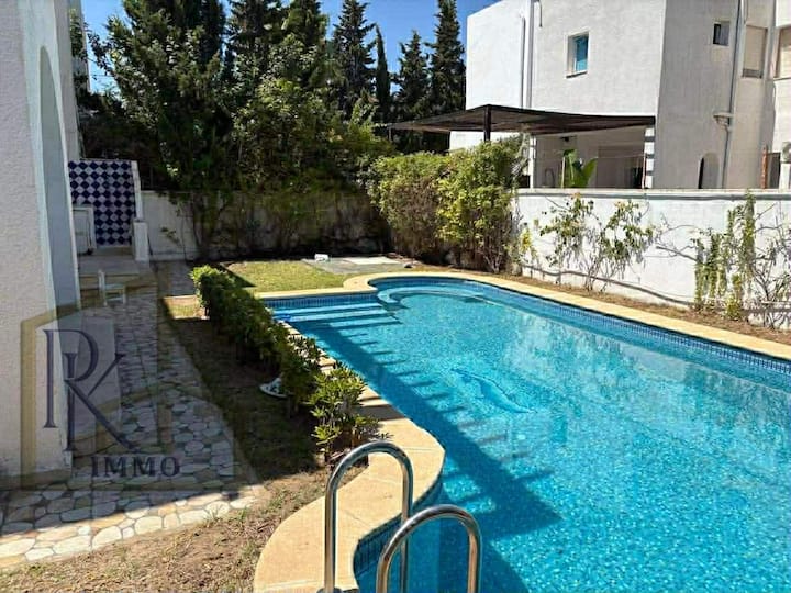 Villa Spacieuse Avec Piscine - Hammamet