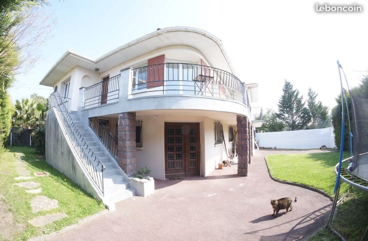 Grand Appartement Familiale De 160m2 - Bayonne