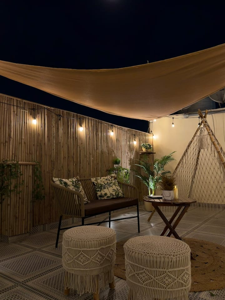 Spair, Private Boho Rooftop Experience - New Delhi