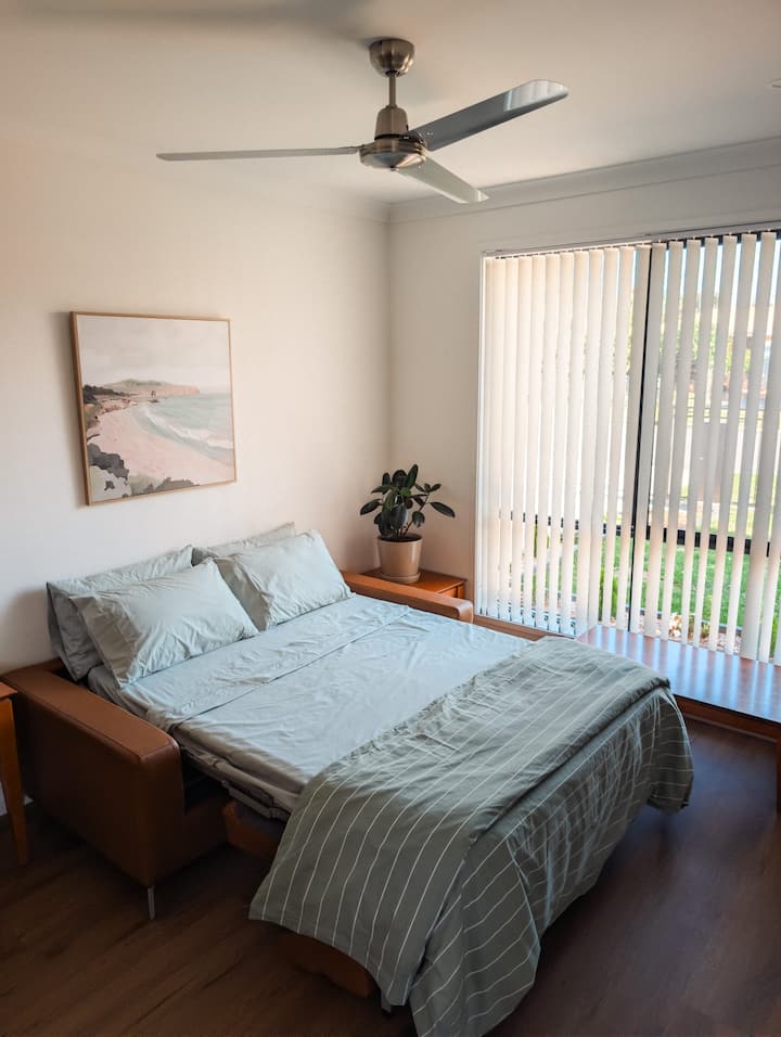 Private Guest Suite In Capalaba • Modern & Quiet - Logan City