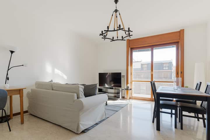 Guesthost - Spacious Apartment X6 Zara Mm3/mm5 - Milan