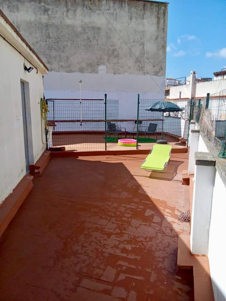 Casa De Pueblo De 2 Habitaciones En El Centro. - Llançà