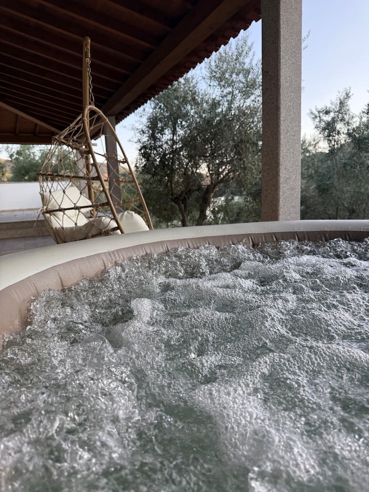 Casa No Rio Douro. - Torre de Moncorvo