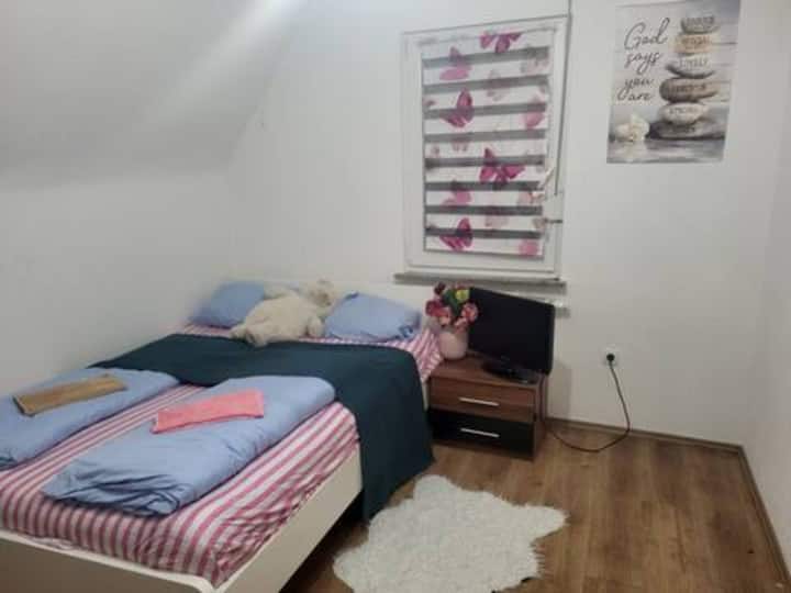 Top Monteurunterkunft Bei Flughafen & Stuttgart - Aéroport de Stuttgart (STR)