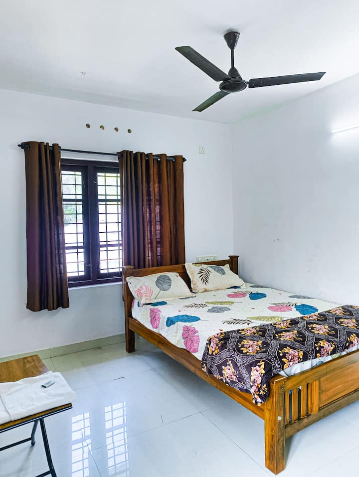 Trivi 3 Bhk First Floor Apartment In Kovalam - Kovalam