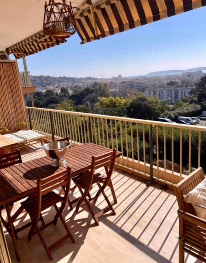 Sainte-maxime Appartement Avec Terrasse Vue Mer - Sainte-Maxime