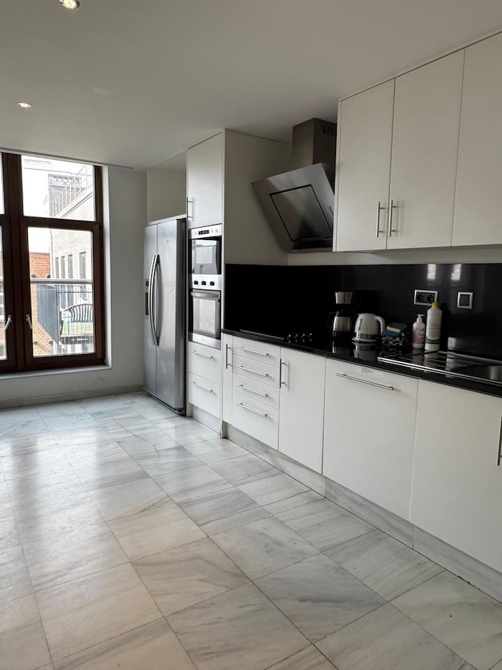 Maison ÉLégance – Meir 4th Floor - Centraal Station Antwerpen