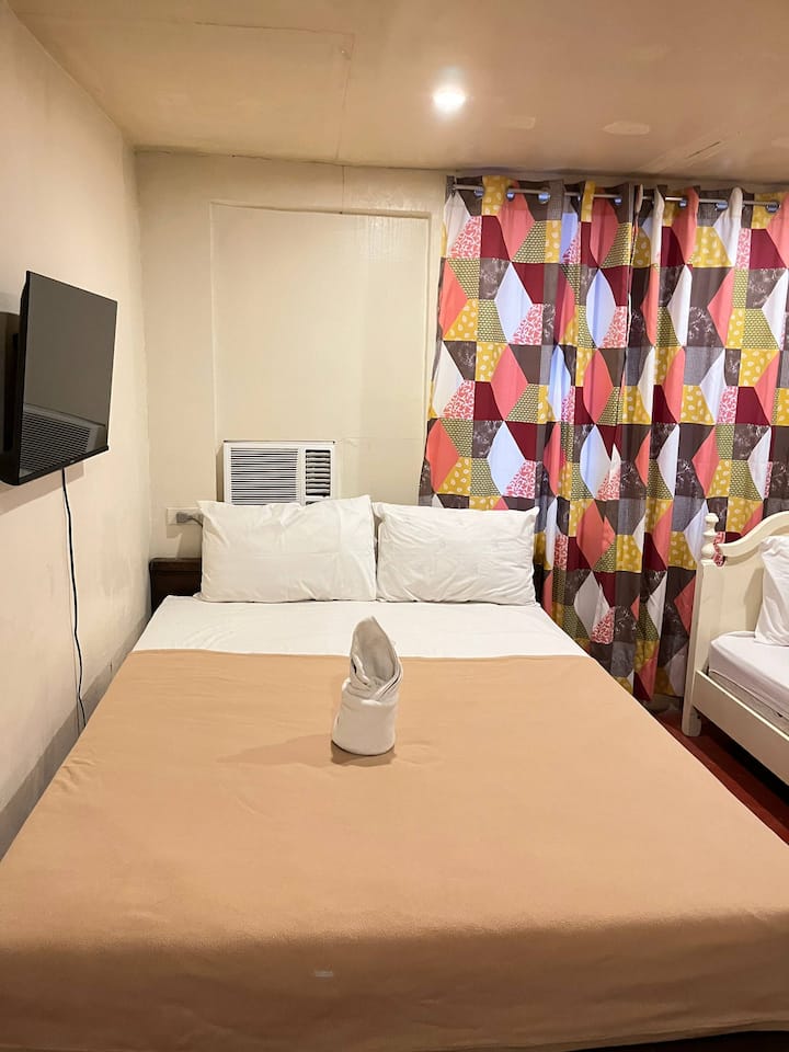 Family Room Near Bantayan Port | Good For Groups - Bantayan