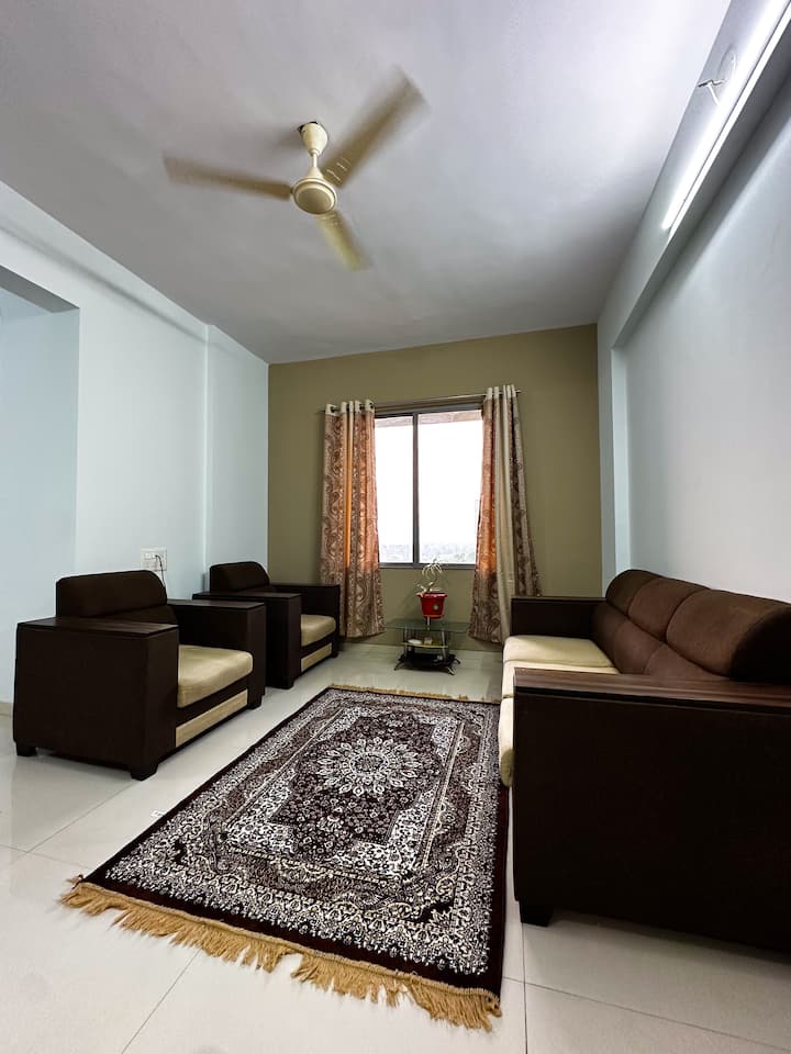 Peaceful 2bhk Near Mahalaxmi Temple & Rankala (Ac) - Kolhapur