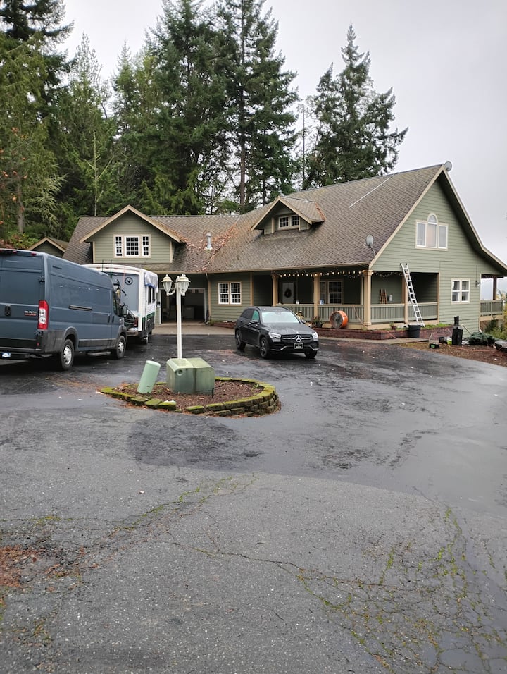 Beautiful Property - Silverdale, WA