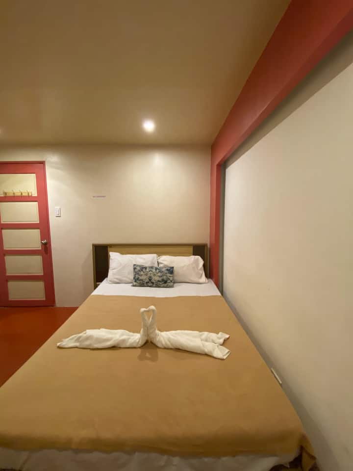 Budget Room In Bantayan Proper |Near Port & Market - Bantayan