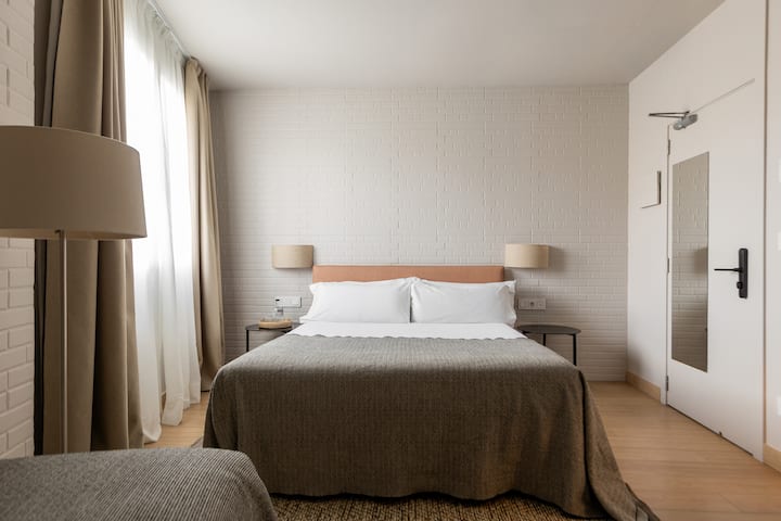 Colectia Hotel Urumea - Doble Con Cama Adicional - Saint-Sébastien