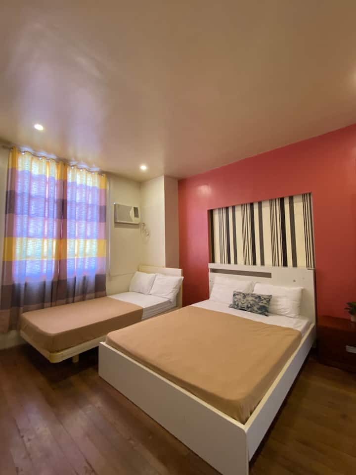 Large Family Stay In Bantayan | Near Port & Market - Bantayan