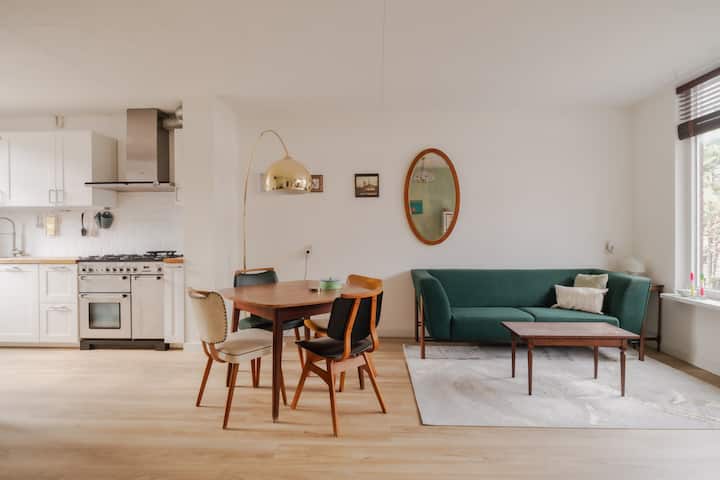 Bright City Apartment With Large Balcony - Rotterdam