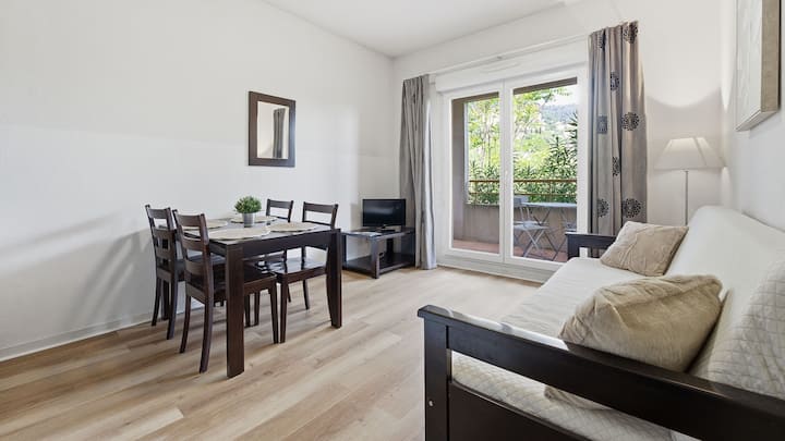 Appt 4 Pers Climatisé Et Rénové Avec Balcon - Grasse