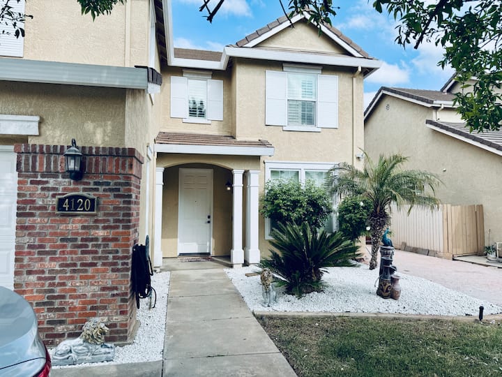 7 Beds - Home Near Uc Merced & Yosemite Lake - 美熹德