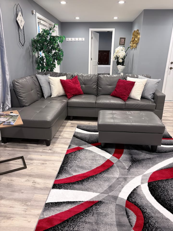 Luxury 2br Retreat | Patio | Fireplace | Wi-fi - Stone Mountain, GA