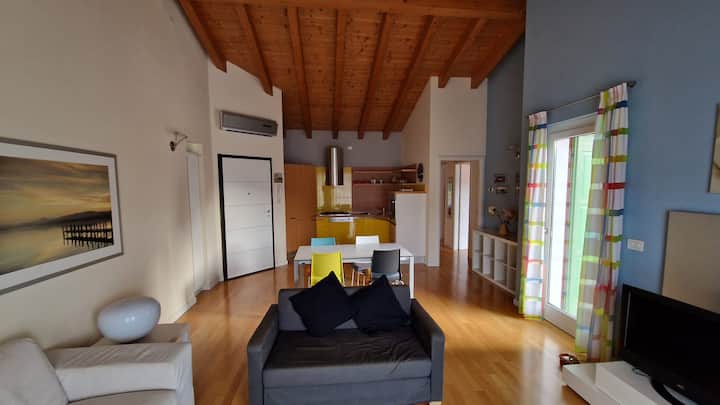 Panoramic Lake View Apartment With Terrace - Malcesine