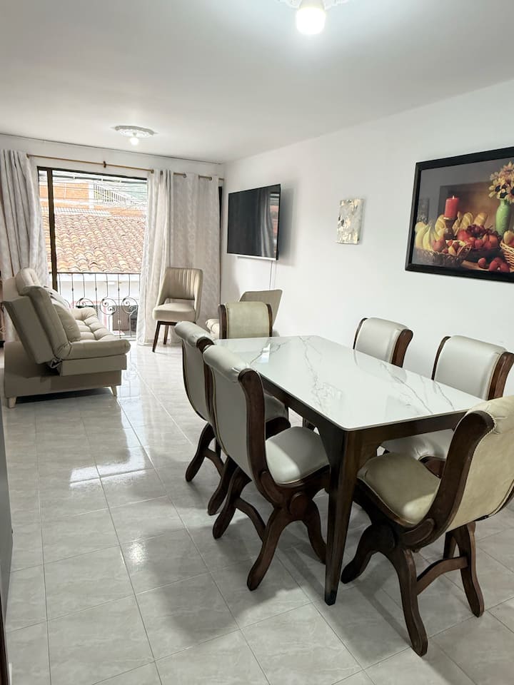 Alojamiento Acogedor En Zona Central De La Unión - Versalles